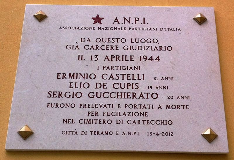 Anpi Teramo ricorda i partigiani fucilati a Cartecchio nel 1944 ...