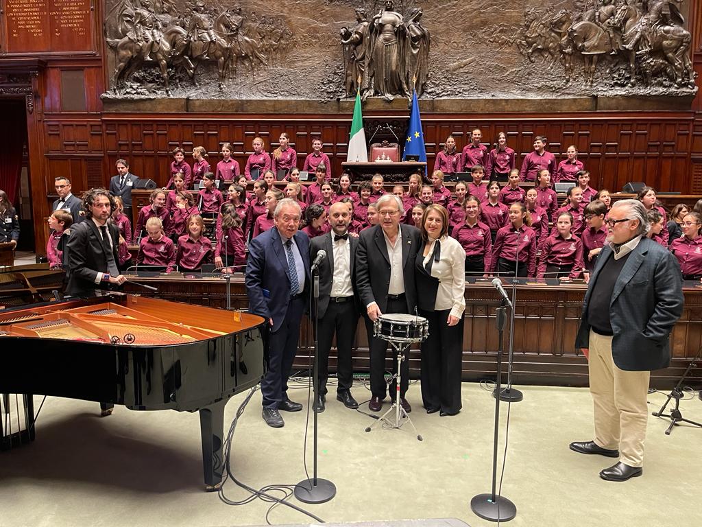 Coro voci bianche alla Camera: a guidarlo il maestro Claudia Morelli ...