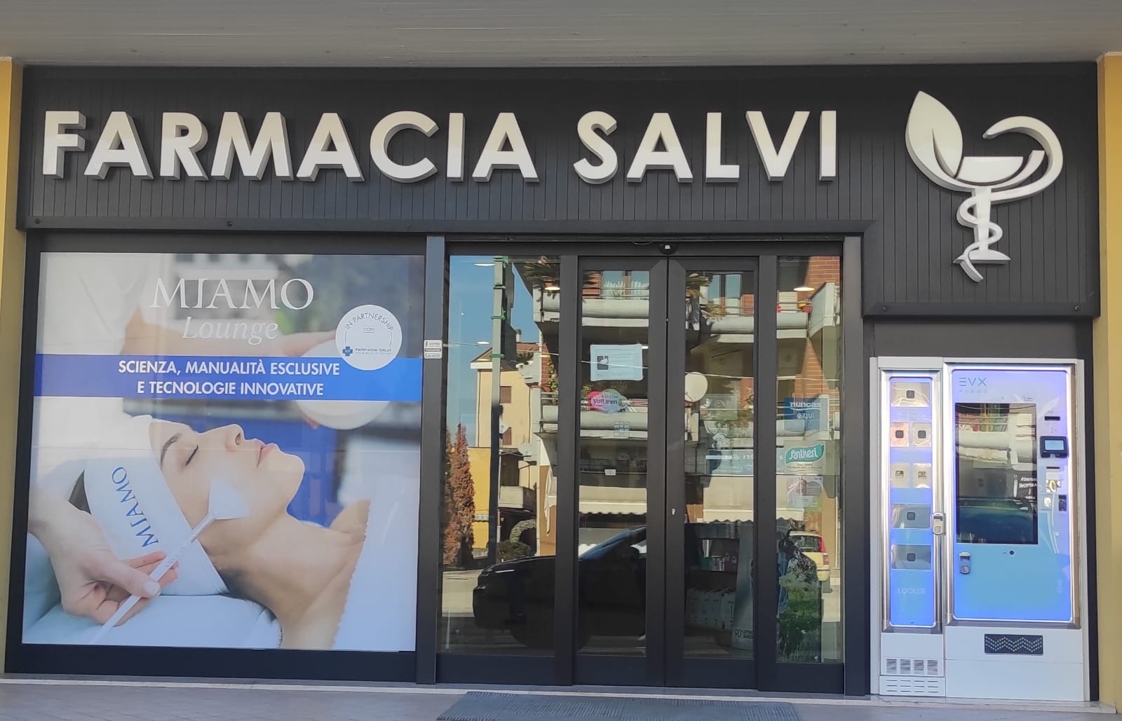 La farmacia Salvi inaugura al bivio di Corropoli la prima Miamo lounge ...