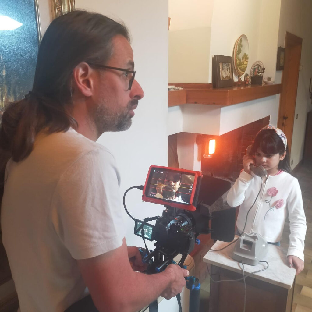 "Bagliori", la piccola Anna nel cast del cortometraggio di Mattia Paone ...