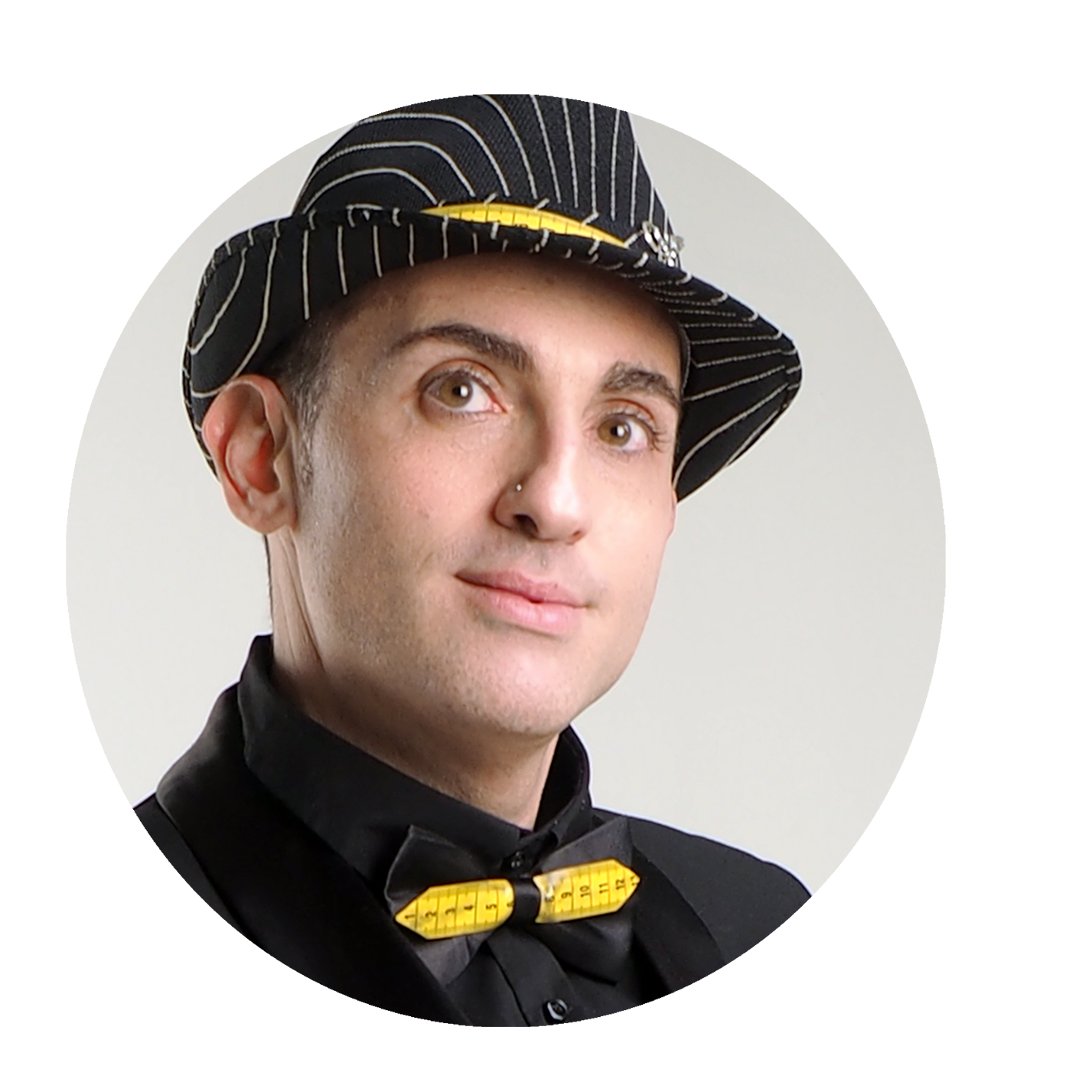 Dall'Abruzzo a Prime Video: Loris Danesi nel docufilm sulla grande moda ...