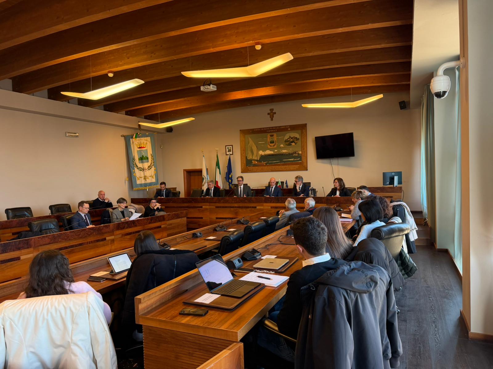 Nuovo polo liceale Saffo: il tavolo di concertazione punta al centro di ...